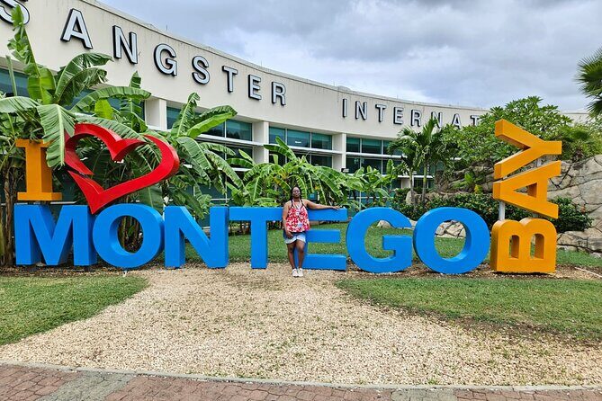 Private Transfer From Montego Bay Airport to Hotels in MontegoBay - How the Experience Works