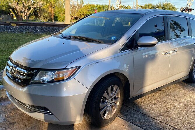 Private Transfer from Montreal city to Montreal Cruise Port - FAQs