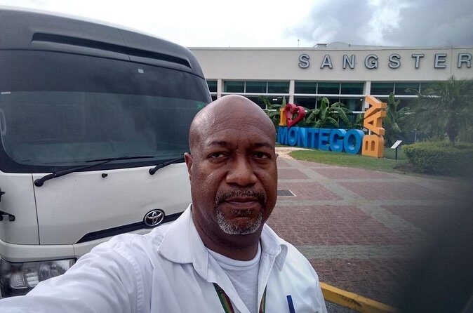 Private Transfer from Negril to Sangster Airport (MBJ) - Authentic Traveler Experiences