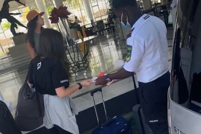 Private Transfer From or To Airport to Bahia Principe - Key Points