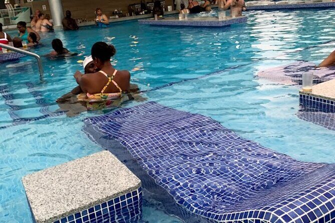 Private Transfer From or To Airport to Rui Ochi Rios - FAQ