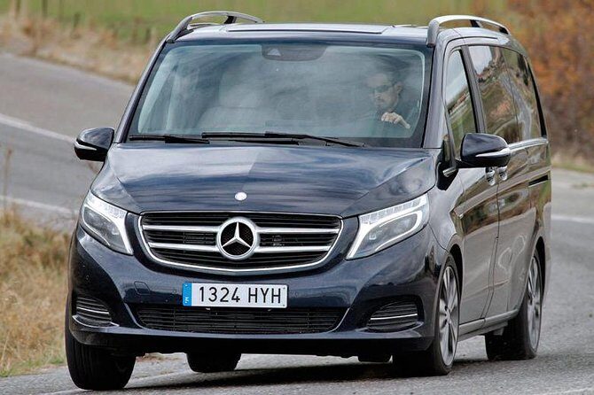 Private transfer from Prague to Salzburg with Stopover in Cesky Krumlov - Potential Drawbacks or Considerations