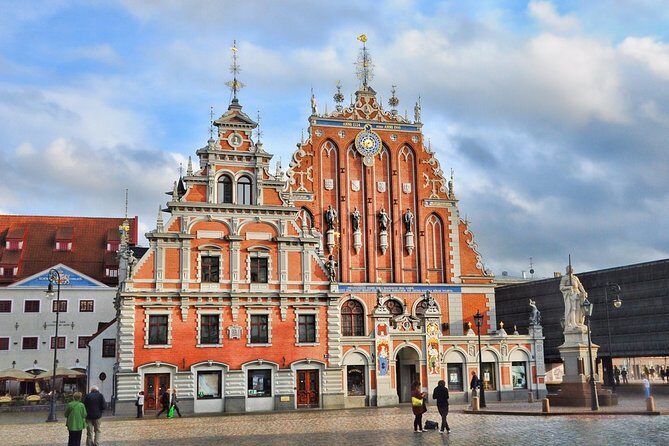 Private Transfer From Riga Airport To Riga City Center - Introduction