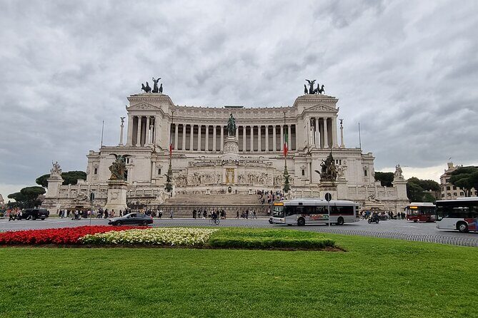 Private Transfer from Rome Fiumicino airport to/from Rome - Who Should Consider This Service?