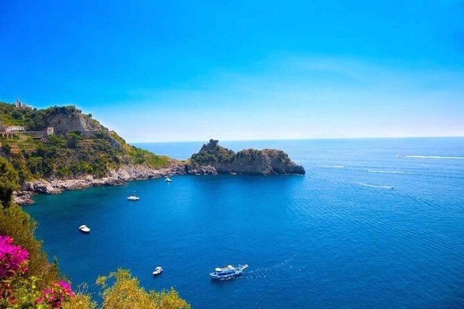 Private transfer from Salerno to Amalfi - The Vehicles and Comfort Level