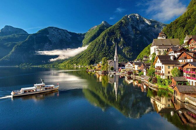Private transfer from Salzburg to Vienna, 2 hours for sightseeing - Key Points