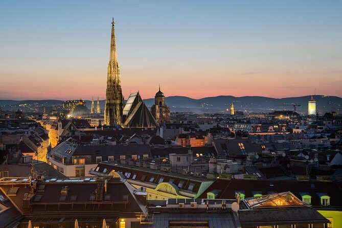 Private transfer from Salzburg to Vienna with 4h of Sightseeing - Key Points