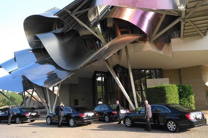 Private Transfer from San Sebastian city to Bilbao Airport - Practical Tips for Travelers