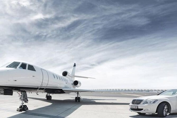 Private Transfer from Shanghai Pudong Airport to Hongqiao Railway Station - Key Points