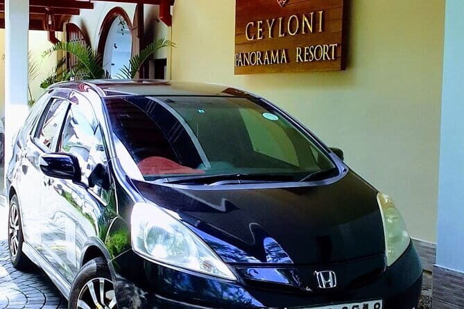 Private Transfer from Sri Lanka Colombo (CMB) Airport to Bambalapitiya - The Sum Up