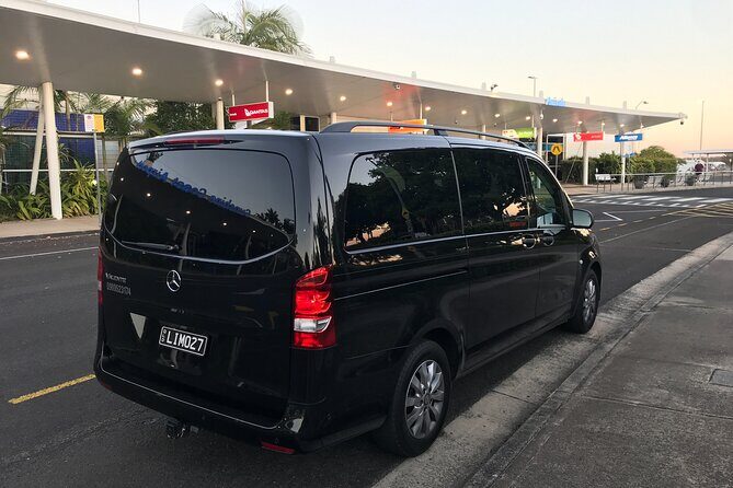 Private Transfer from Sunshine Coast Airport to Noosa up to 5 pax - Frequently Asked Questions