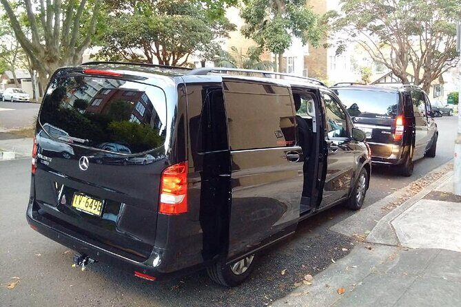 Private Transfer FROM Sydney CBD to Sydney Airport 1 to 5 people - A Breakdown of the Experience