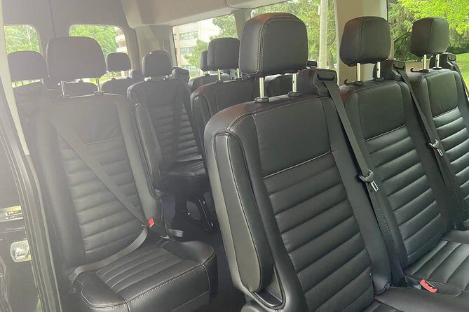 Private Transfer from Toronto Pearson Airport to Toronto - Analyzing the Value: Is It Worth It?