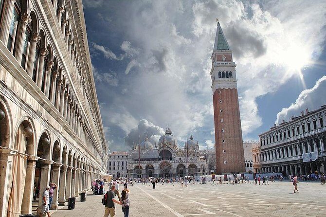 Private Transfer from Verona to Venice / Venice airport / Venice Cruise Terminal - Is it Worth the Price?