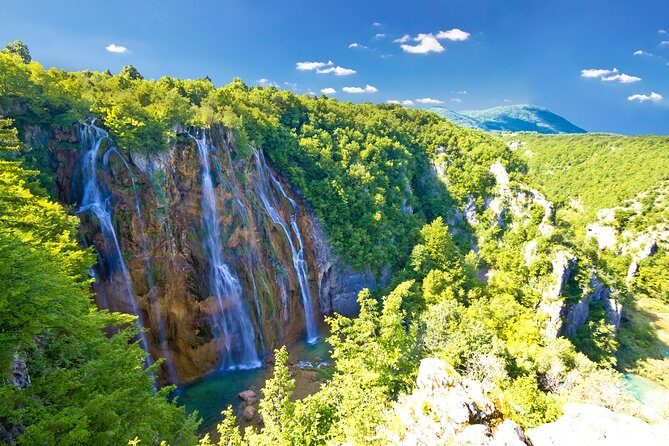 Private transfer from Zagreb to Split with Plitvice Lakes private tour - The Journey Begins: Zagreb to Rastoke