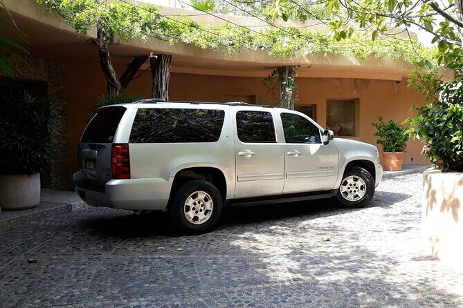 Private Transfer from Zihuatanejo Airport to Zihuatanejo - The Experience in Detail