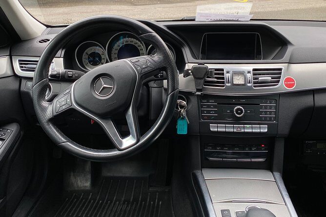 Private transfer from Zurich City to Basel Airport - Who Should Book This Transfer?