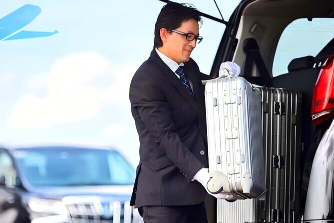 Private Transfer Fukuoka Airport FUK to Fukuoka City Roundtrip - Practical Tips for Booking and Use