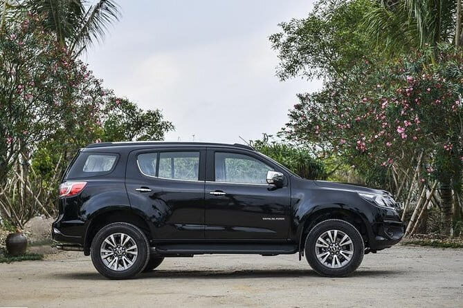 Private Transfer Hanoi Airport from and to Old Quarter - Who Should Consider This Service?