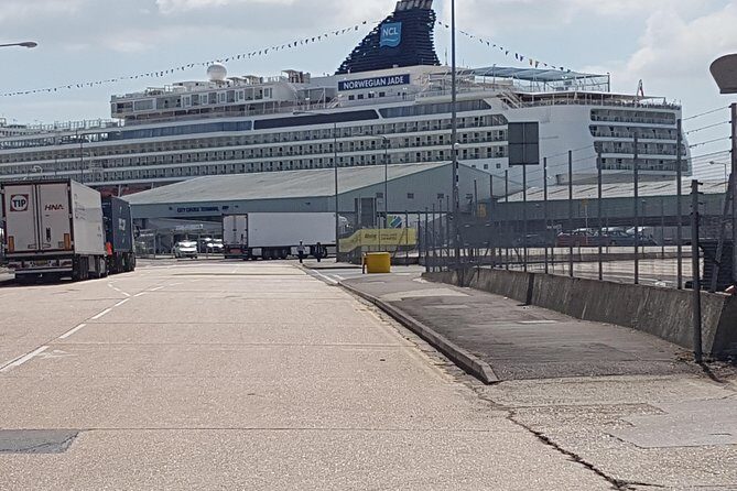 Private Transfer: Heathrow Airport to Southampton Cruise Terminal - The Sum Up
