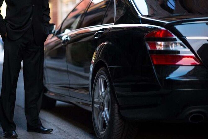 Private Transfer in a Luxury Vehicle to and from MSY Airport - Why This Private Transfer Stands Out