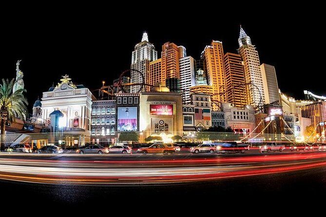 Private Transfer: Las Vegas to LAS Airport by Luxury SUV or Limousine up to 8 p - Who Should Consider This Service?