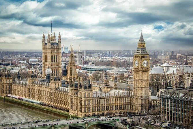 Private Transfer: London to Heathrow Airport LHR by Business Car - Is It Worth It?