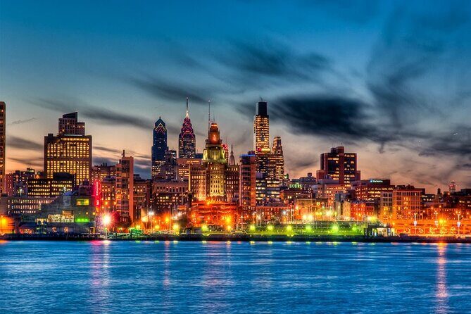 Private Transfer: Philadelphia Airport PHL to Philadelphia in Luxury SUV - The Experience in Action