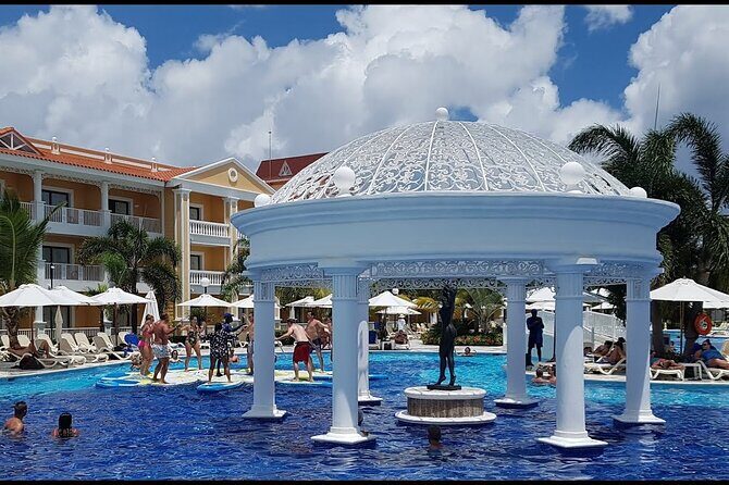 Private Transfer Punta Cana Airport to/from Bahia Principe Aquamarine - Key Points