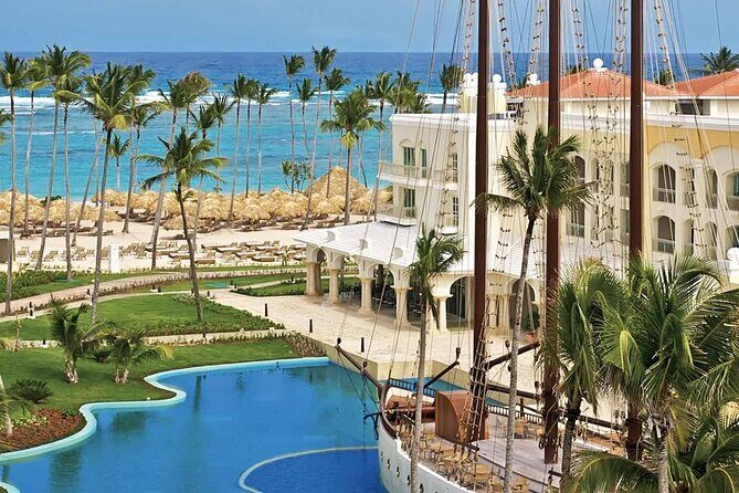 Private Transfer Punta Cana Airport to/from Iberostar Grand Bavaro - Who Should Consider This Service?