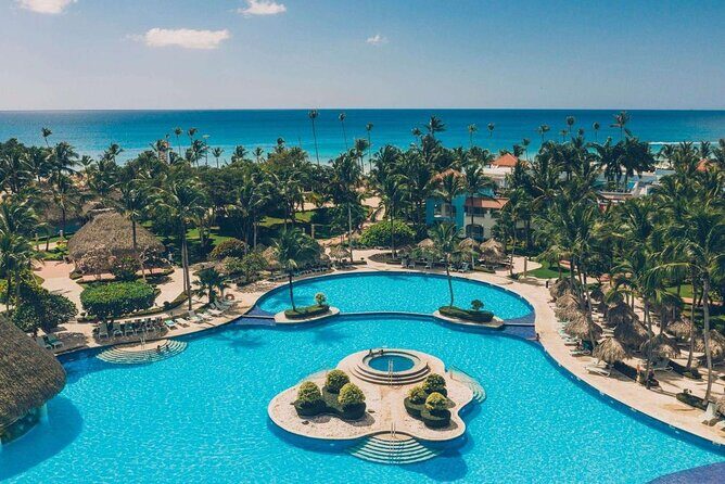 Private Transfer Punta Cana Airport to/from Iberostar Hacienda Dominicus - A Closer Look at the Private Transfer Experience