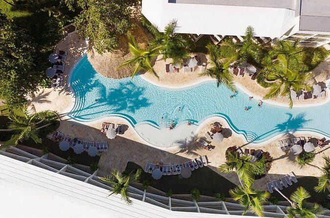 Private Transfer Punta Cana Airport to/from Impressive Premium - Who Should Consider This Transfer?