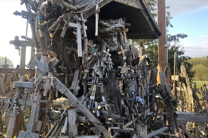 Private transfer Riga - Hill of Crosses - Riga - Discover the Hill of Crosses from Riga with a Private Transfer