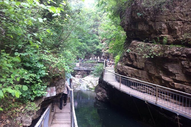 Private Transfer Service from Beijing to Jingdong Grand Canyon - Who Should Consider This Tour?