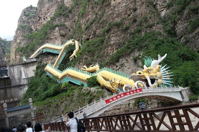 Private Transfer Service from Beijing to Longqingxia Ravine - A detailed look at what the tour offers