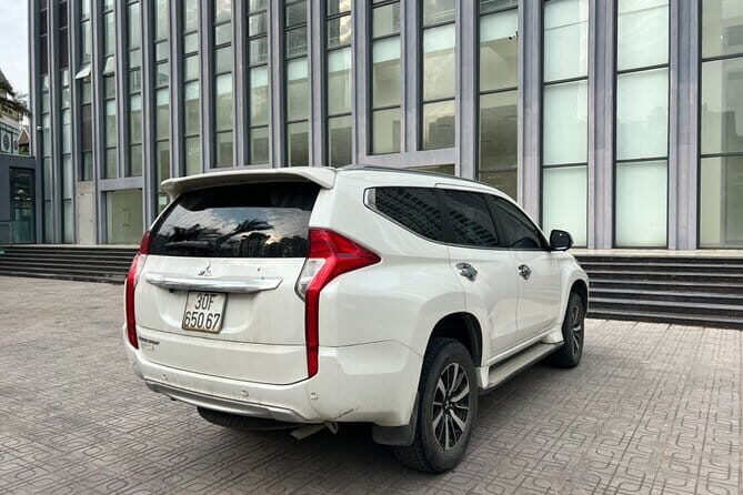 Private Transfer Service from Hanoi to Ha Long Bay - Who Should Consider This Service?