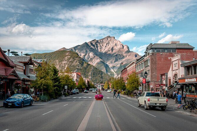 Private Transfer to Banff from Calgary or Airport - Introduction: A Private Ride from Calgary to Banff