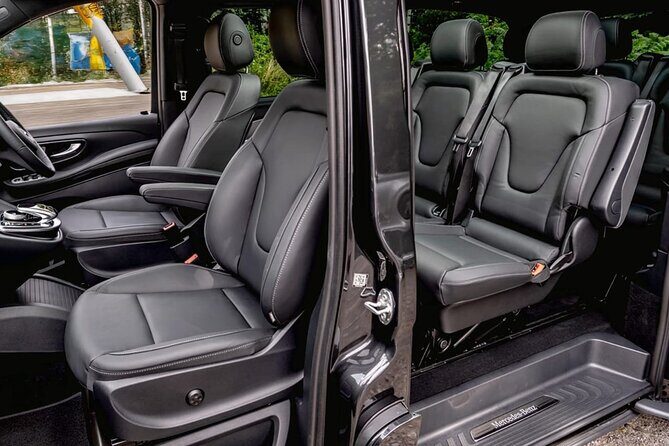 Private Transfer to/from Bergen Airport and City - The Core of the Experience