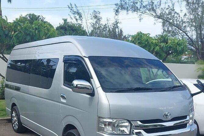 Private Transfer to Hotels in MoBay from Montego Bay Airport - Key Points