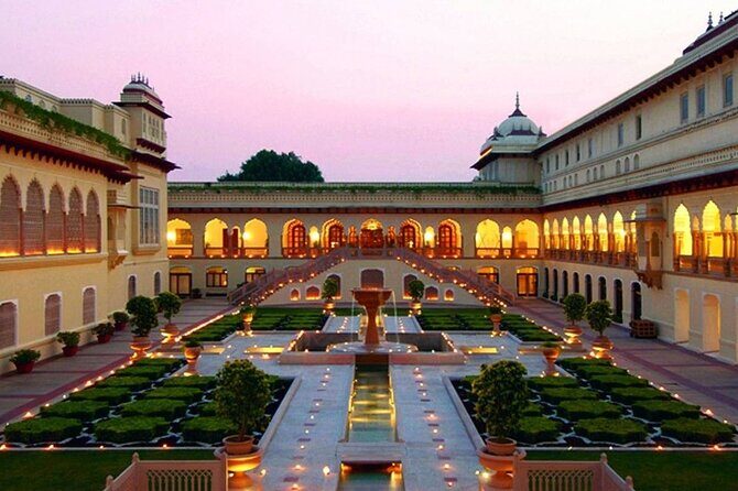 Private Transfer To Jaipur From Agra Via Fatehpur Sikri And Abhaneri - The Sum Up