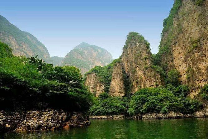 Private Transfer to Longqing Gorge and Guyaju Caves Excursion by English Driver - Visiting Longqing Gorge: Natural Beauty and Serenity