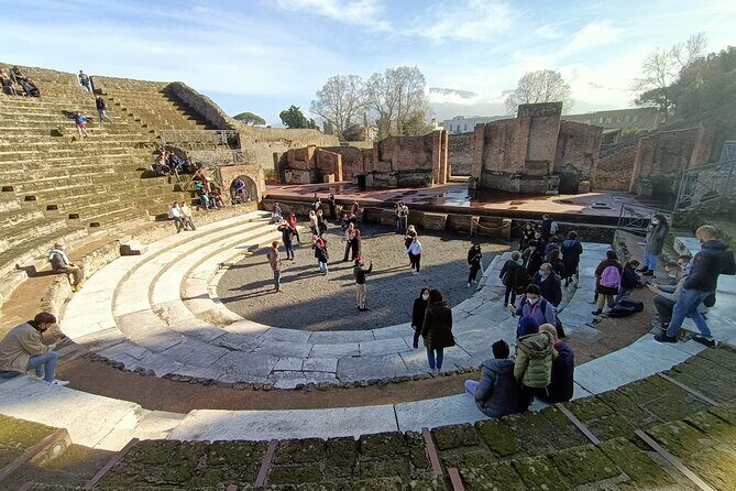 Private transfer to Positano via Pompeii - The Journey as Part of the Experience