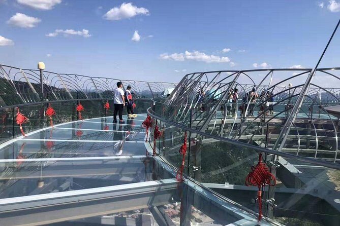 Private Transfer to Shilinxia Glass Platform By English Speaking Driver - What Makes This Tour Stand Out?