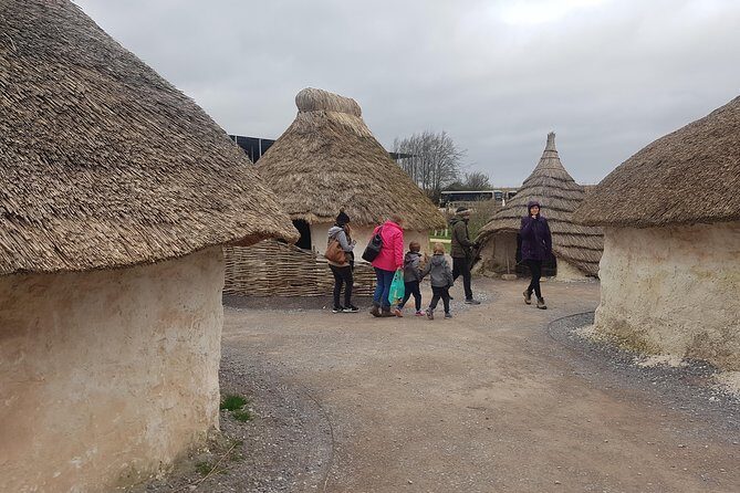 Private transfer to Southampton with a stop at Stonehenge - FAQ