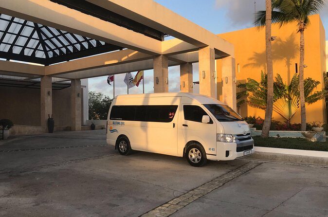 Private Transfer Uvero Alto Area (1 to 4 people) Hyundai H1 (Price per Way) - A Closer Look at the Itinerary and Experience