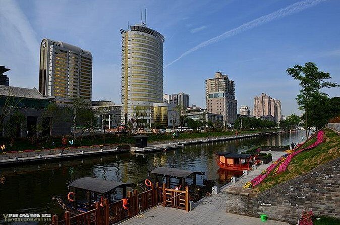 Private Transfer with Guide: Xi'an International Airport to Xian Hotel - In-Depth Review of the Service