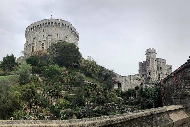 Private Transfers between London & Windsor - Authenticity and Flexibility of Your Windsor Visit