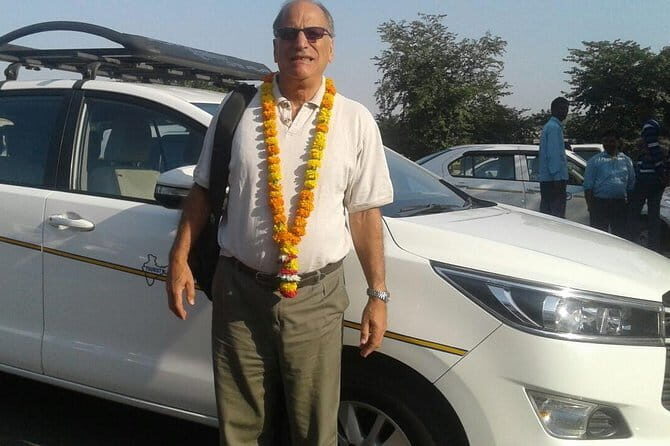 Private Transfers from Delhi Airport to any Residences or Hotels in Agra by cab - What to Expect on Your Journey from Delhi to Agra