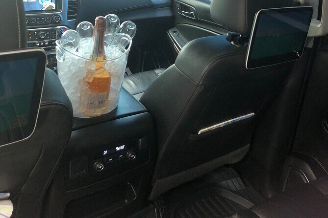 Private Transfers in Turks and Caicos - An Introduction to the Transfer Experience