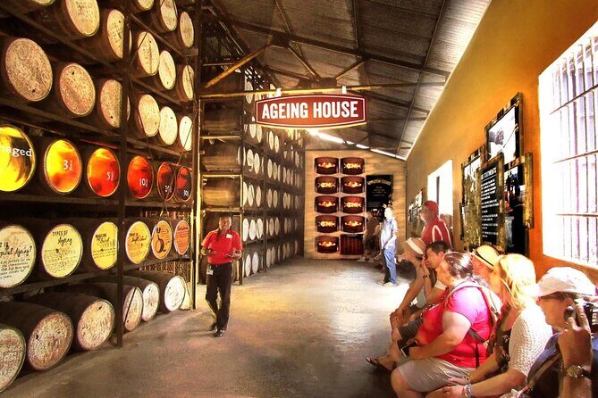 Private transport Combo to Pelican Bar and Appleton Rum factory - FAQs